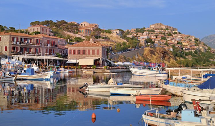 De plaats Molivos op Lesbos, Griekenland - Ross Holidays