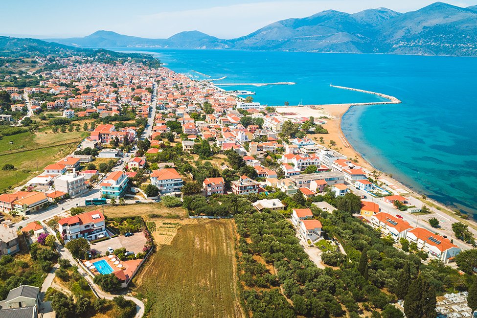 Het dorp Lixouri op Kefalonia, Griekenland - Ross Holidays